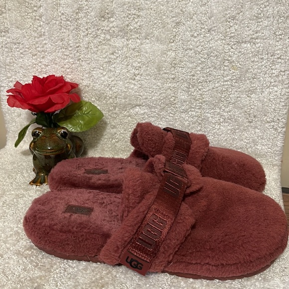 UGG | Shoes | Ugg Australia Fluff It Red Slippers Mens Size 1 111815 ...